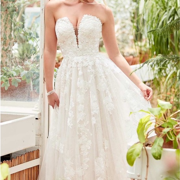 Stella York | Dresses | Stella York Wedding Gown | Poshmark